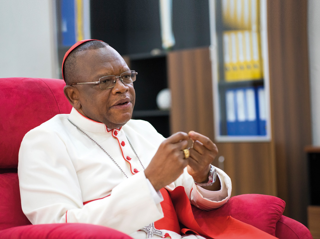 «La Iglesia tiene que abordar todo lo que afecta al ser humano ...